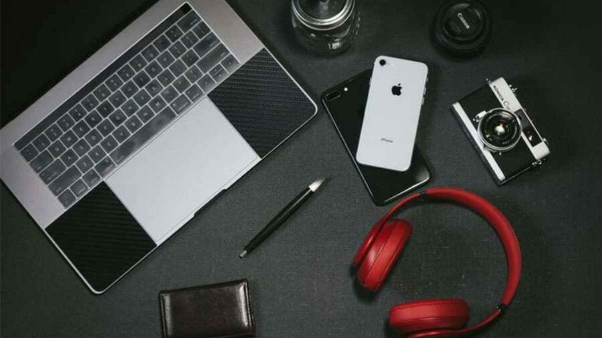 7 Must-Have Gadget Accessories - DataFileHost 7 Must-Have Gadget Accessories - DataFileHost