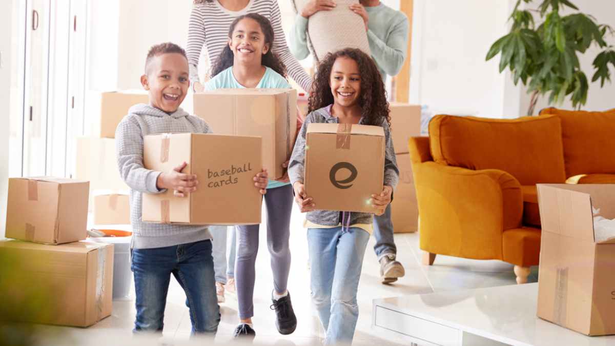 4 Essential Things You Can Do Online After Moving House - DataFileHost