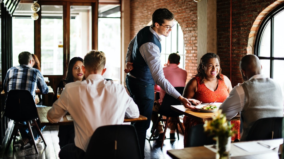 How to Improve Your Restaurant’s Table Turnover Rate - DataFileHost