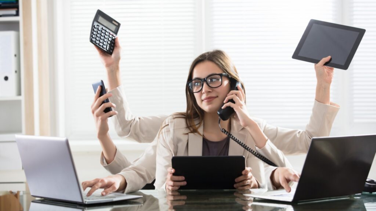 Pros and Cons of Multitasking While Working From Home - DataFileHost