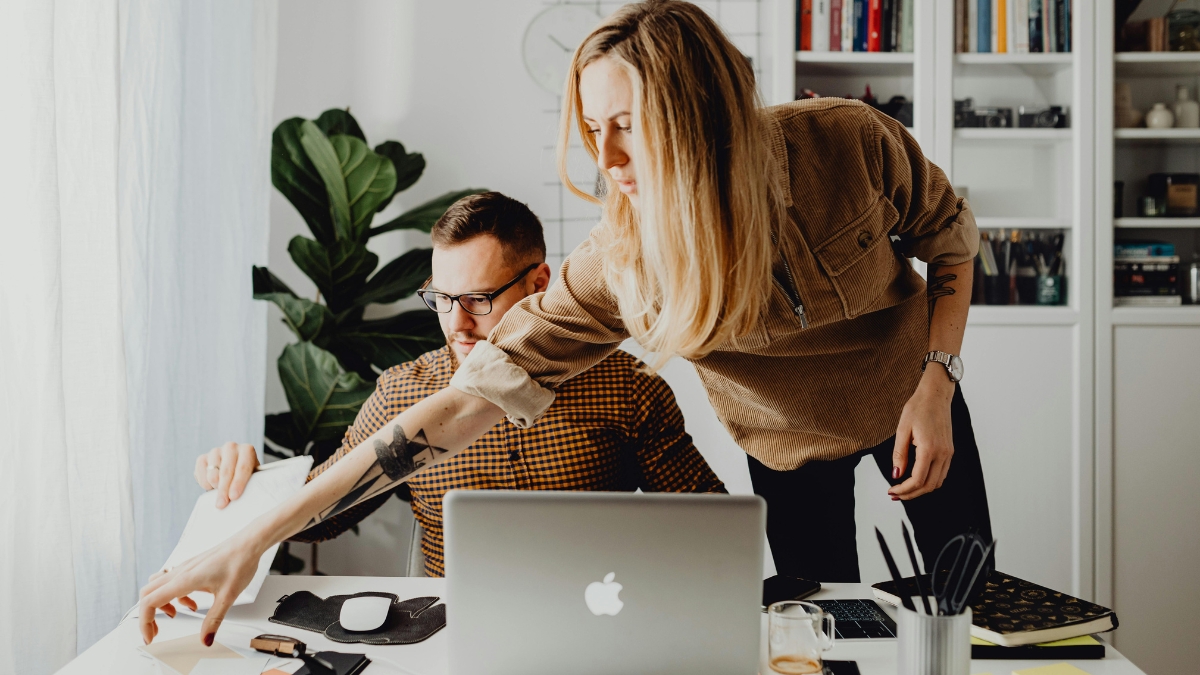 How Technology Can Help You Stay Focused at Work - DataFileHost