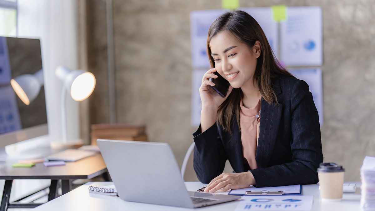 The role of real-time monitoring software in reducing call center AHT ...